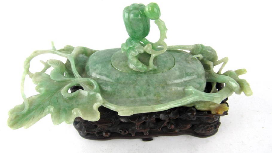 Chinese Mottled Green Jadeite Box