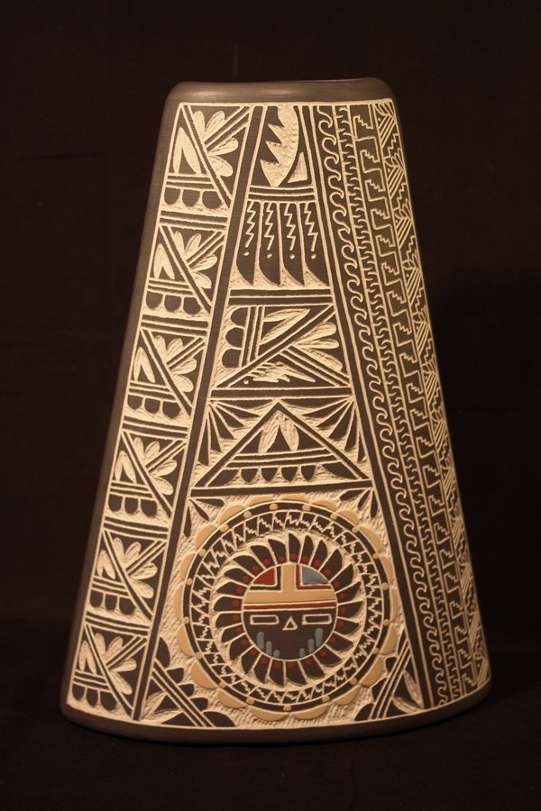 Acoma Black And White Sun Face Vase - Feb 28, 2015 | America's Auction ...