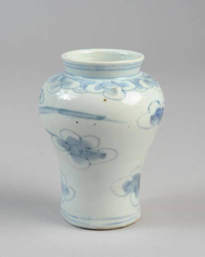 Joseon Korean Phoenix Vase