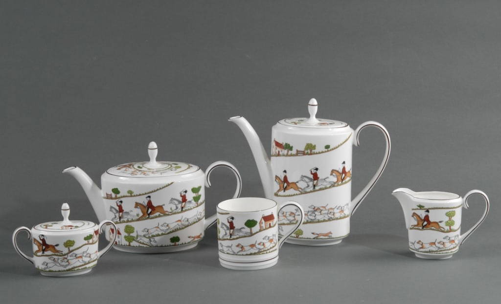 4 Pcs. Wedgwood "hunting Scenes" China Auction