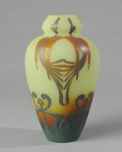 De Vez Cameo Glass Vase