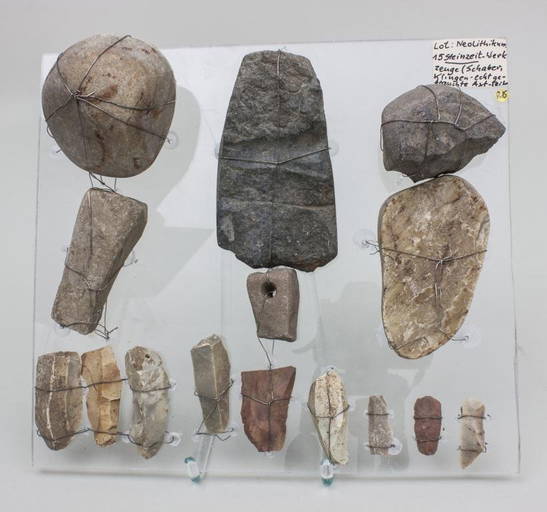Lot 15 Neolithische Werkzeuge/15 Neolithic Stone Tools