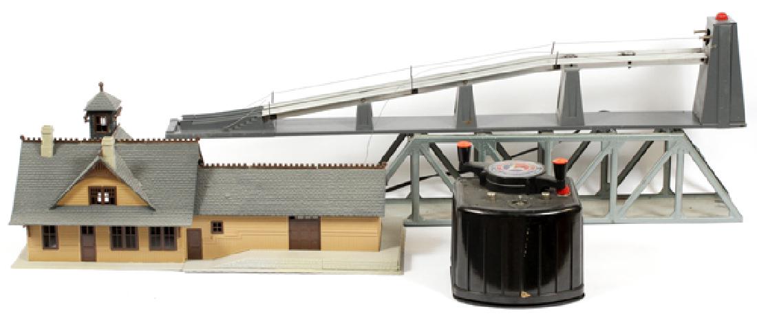 LIONEL TRAIN-COLLECTION COAL RAMP HOPPER CAR