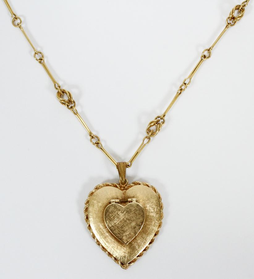 14KT YELLOW GOLD HEART DESIGN LOCKET - Sep 21, 2019 | DuMouchelles in MI