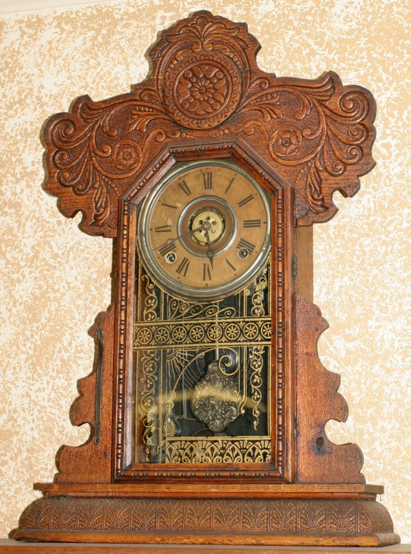 080087: E. INGRAM CLOCK CO. OAK MANTLE CLOCK, C. 1890