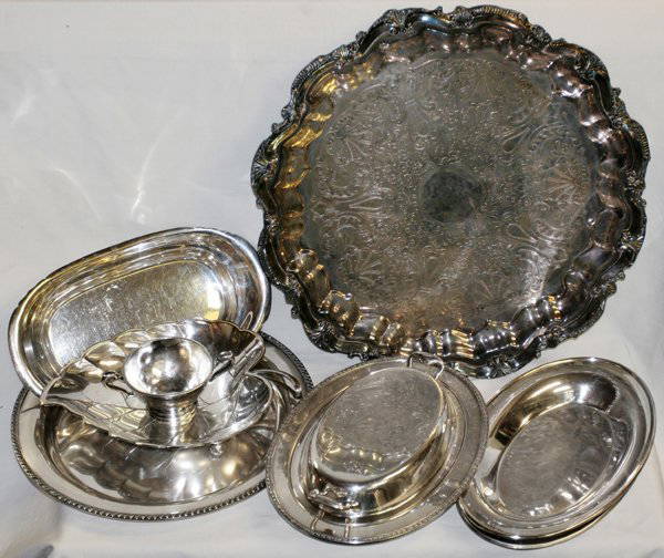 Silverplate Table Ware, Eight Pieces