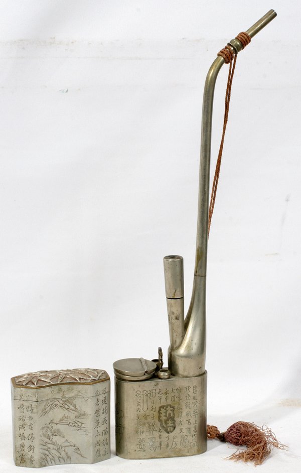 011101: CHINESE SILVER OPIUM PIPE W/TOOLS & HINGED BOX