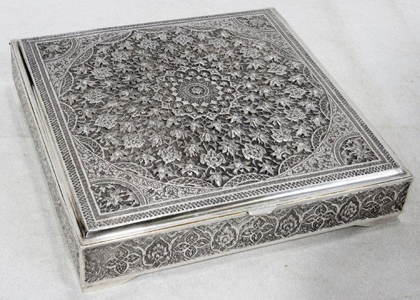 041269: PERSIAN/IRAN SILVER BOX BY 'VARTAN' W 7" SQUARE