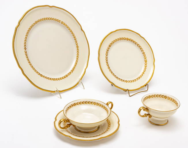 Castleton China, "laurel" Dinnerware 59 Pcs.