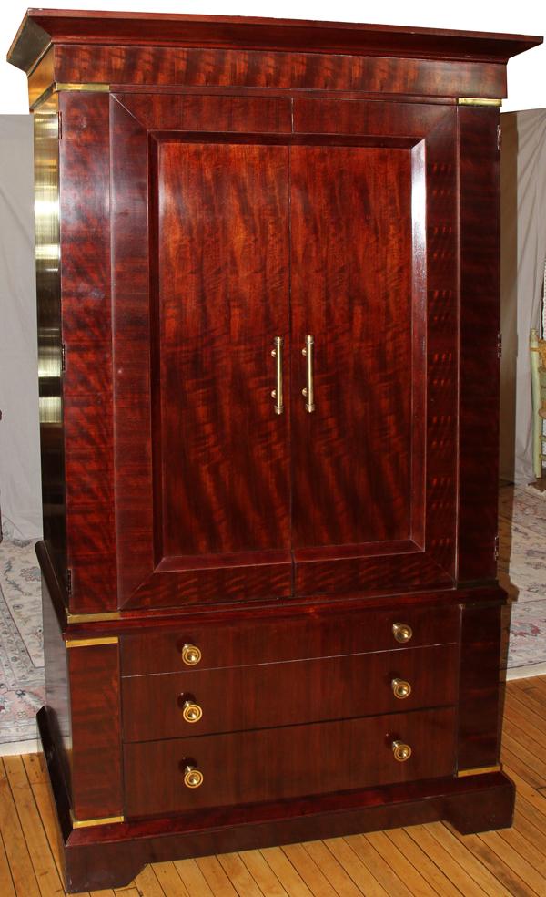 111286: HENREDON MAHOGANY ARMOIRE, H 80", W 44"