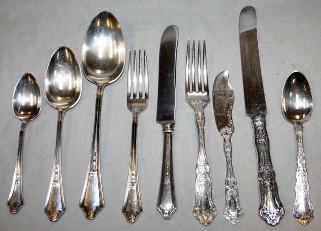030361: GORHAM & R. WALLACE 1835 SILVER PLATE FLATWARE