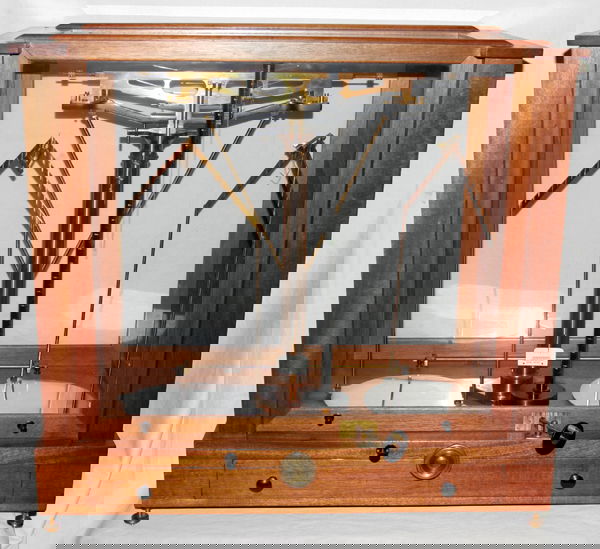 081029: CHAINOMATIC SCALE BY CHRISTIAN BECKER