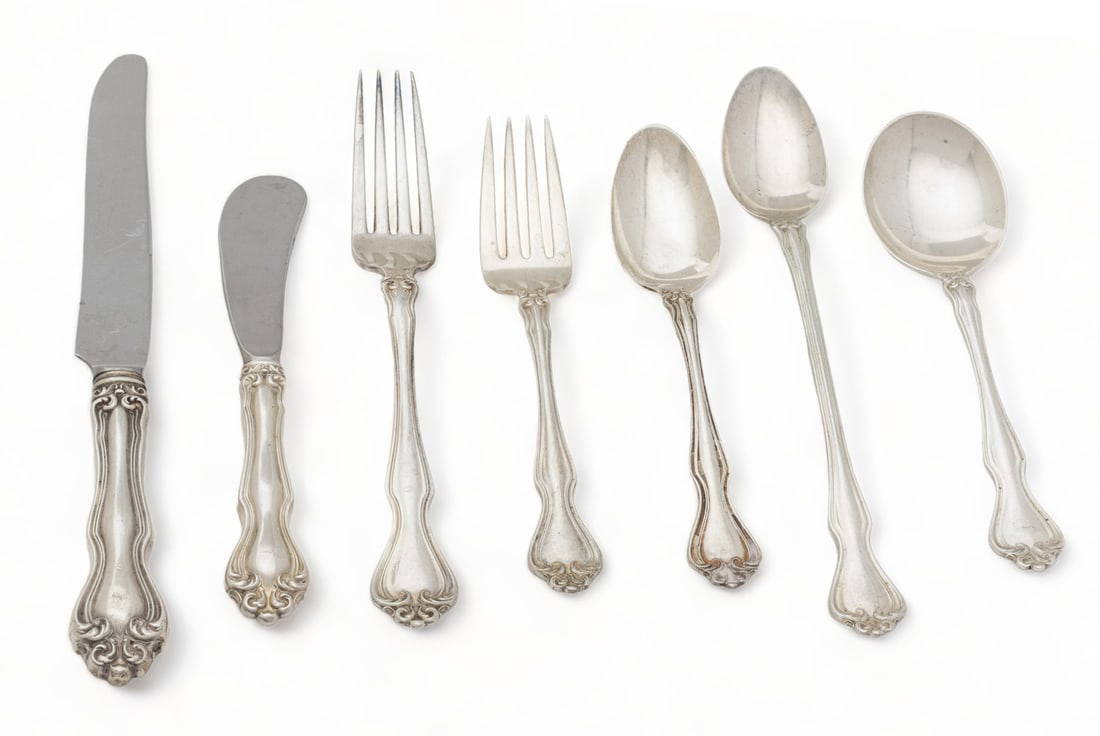 Westmoreland Sterling Silver Flatware Set 94t Oz 111 Pcs Auction