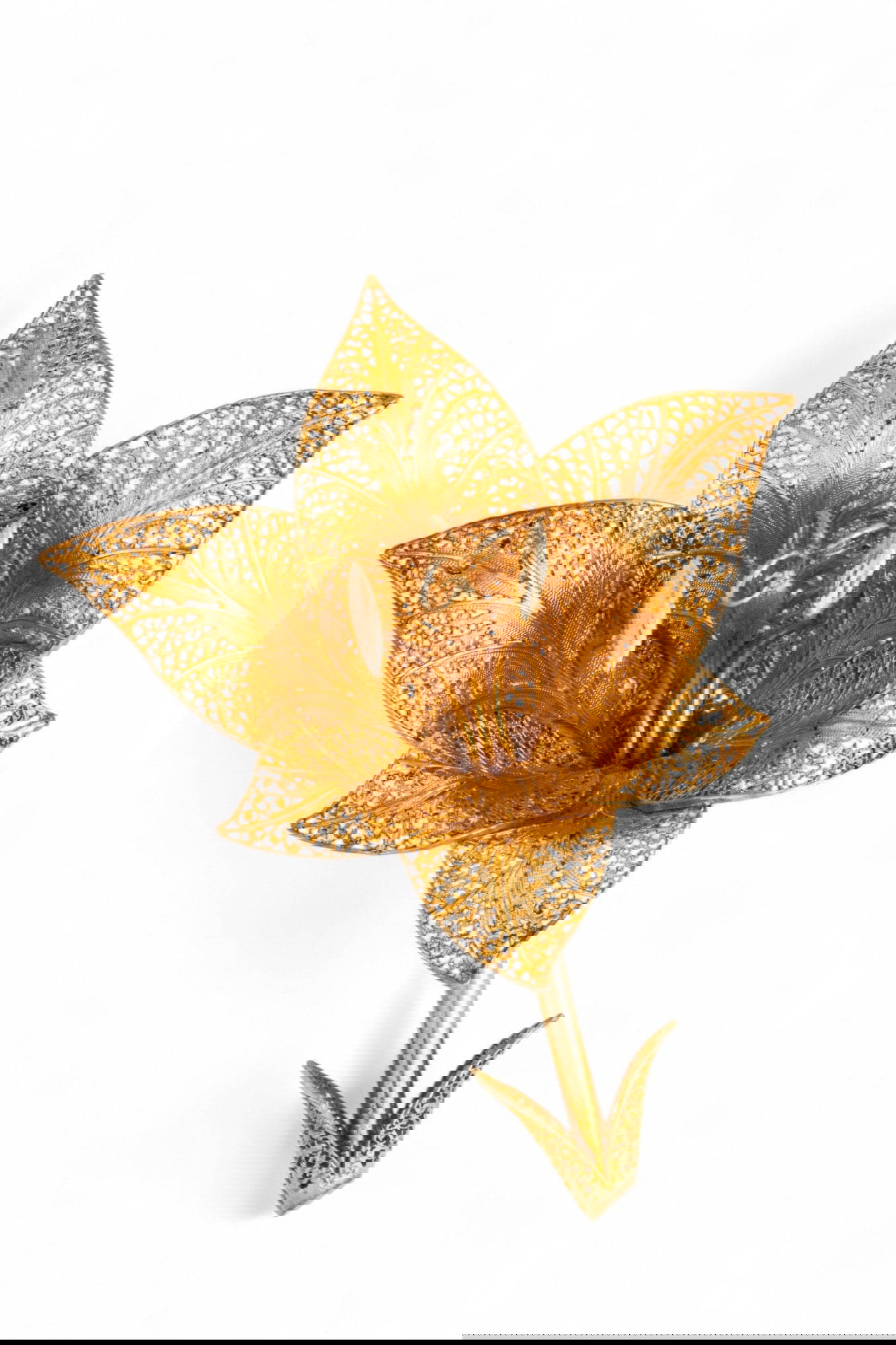 Italian Filigree Lily Brooch, Gold Plate 1950, H 2.5" 10 G 1 Pc Auction