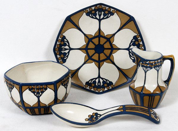 VILLEROY & BOCH, METTLACH POTTERY TEA WARE