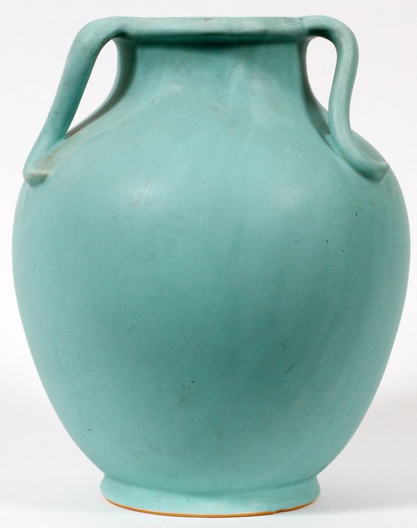 WELLER POTTERY VASE SIGNED - Oct 18, 2013 | DuMouchelles in MI