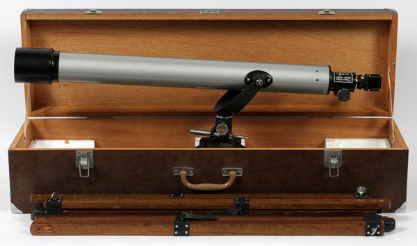 SELSI 400 POWER 60 MM REFRACTOR TELESCOPE - Jun 13, 2014 | DuMouchelles ...