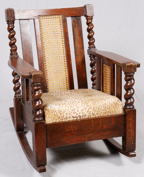 VINTAGE PRAIRIE STYLE OAK ROCKING CHAIR