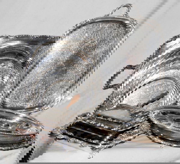 112521: SILVER PLATE HOLLOWARE, MOSTLY TRAYS