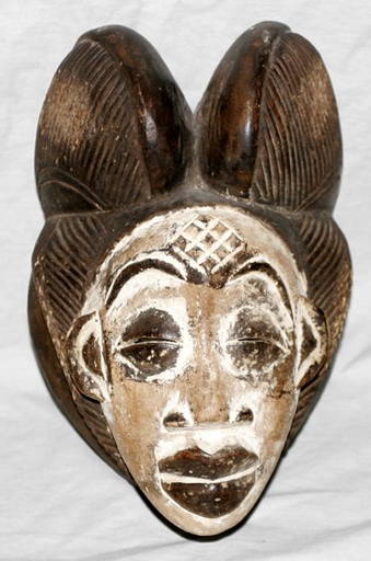 Puna Carved Wood Mask, Gabon, H 11.5"