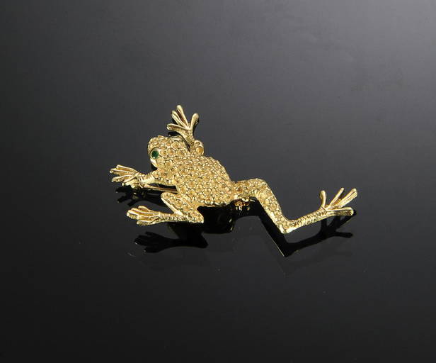 A 14k Gold Frog Pin
