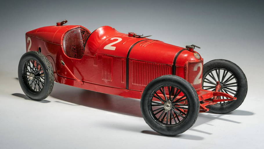 Cij P2 Red Alfa Romeo Wind Up Toy Car