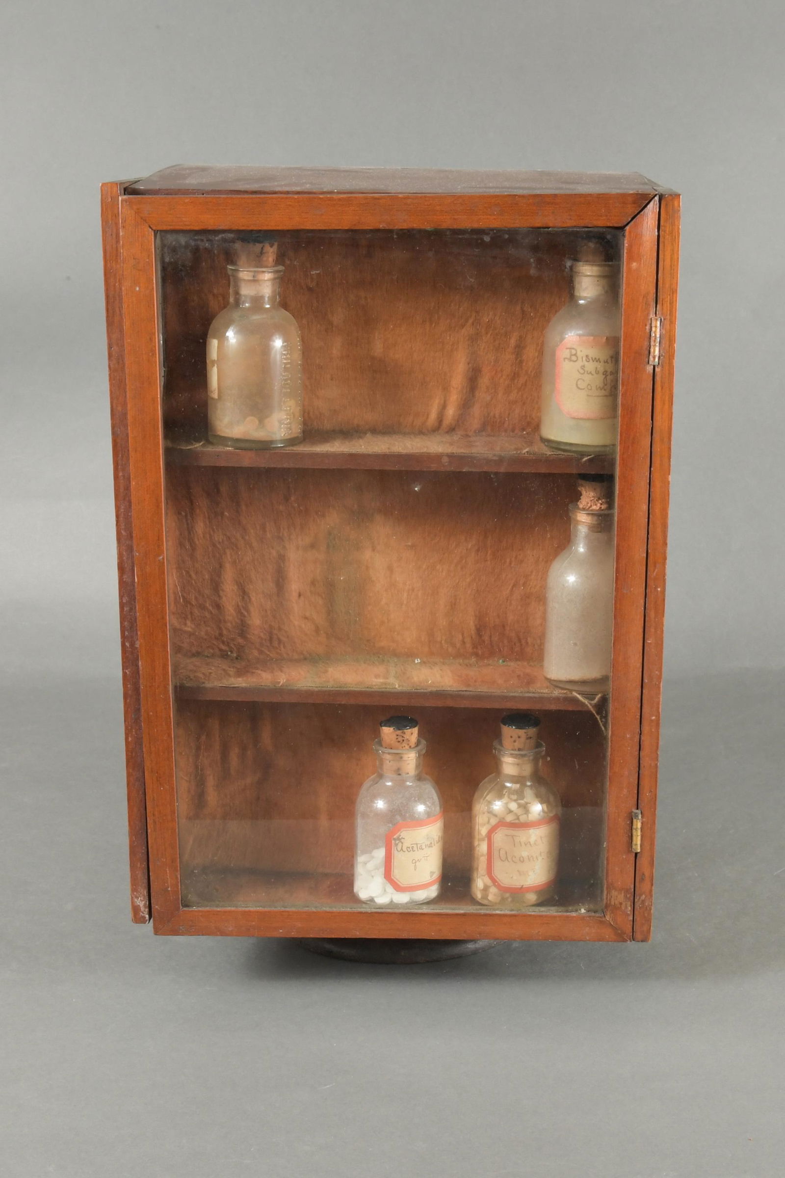 Rotating Drs. Apothecary with Medicine Early 20th - May 16, 2020 ...