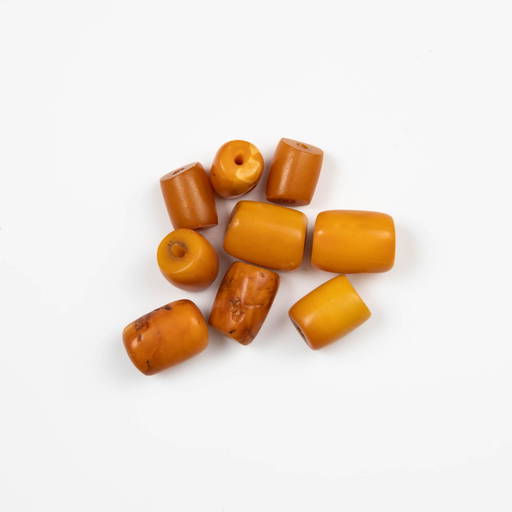 Nine Chinese amber beads, Qing dynasty (#0233) on Mar 17, 2023 ...