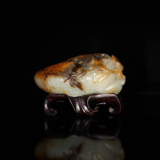A Chinese Carved Jade Lychee, 18th Century