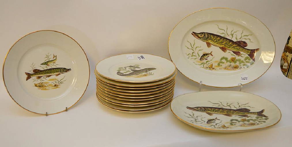 12 Western Germany Dinner Plates, Assorted Fish
