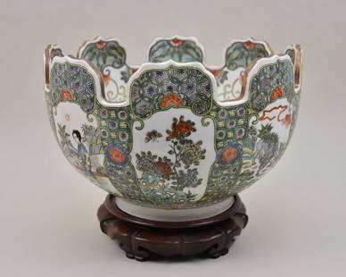 Chinese Famille Verte Porcelain Monteith Bowl A Large Porcelain ...
