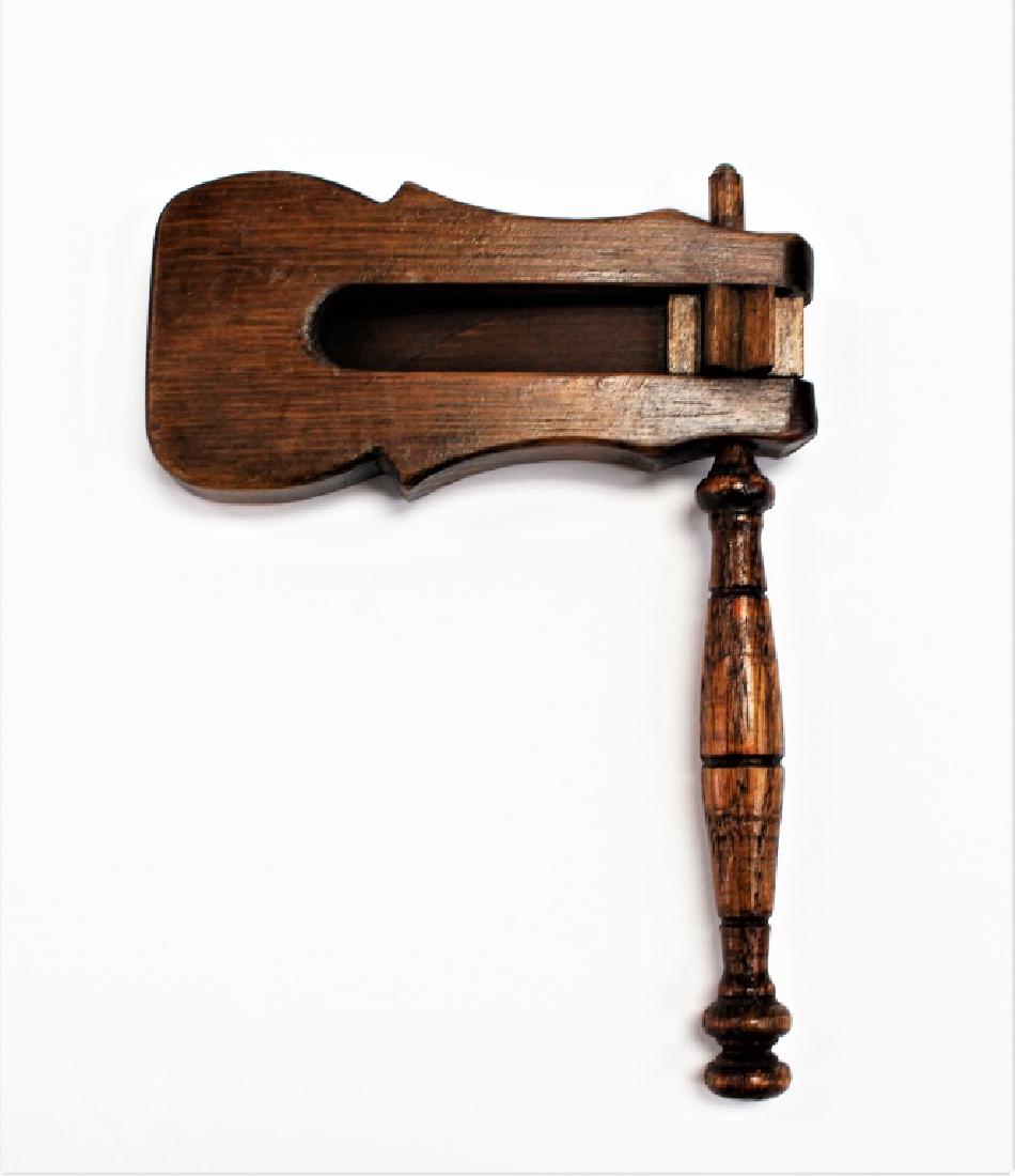 19TH C. CARVED WOOD GROGGER NOISE MAKER