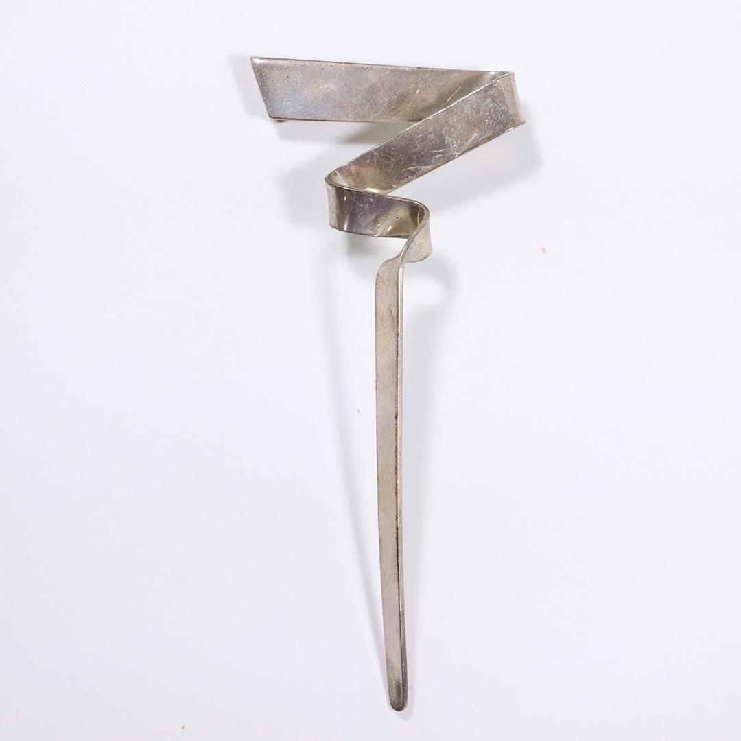 .925 Sterling Silver Modern Design Lightning Bolt Pin