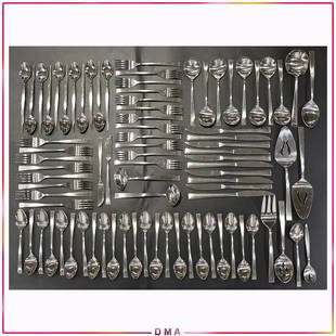 Vintage Silver Plate Flatware Set In Wood Box