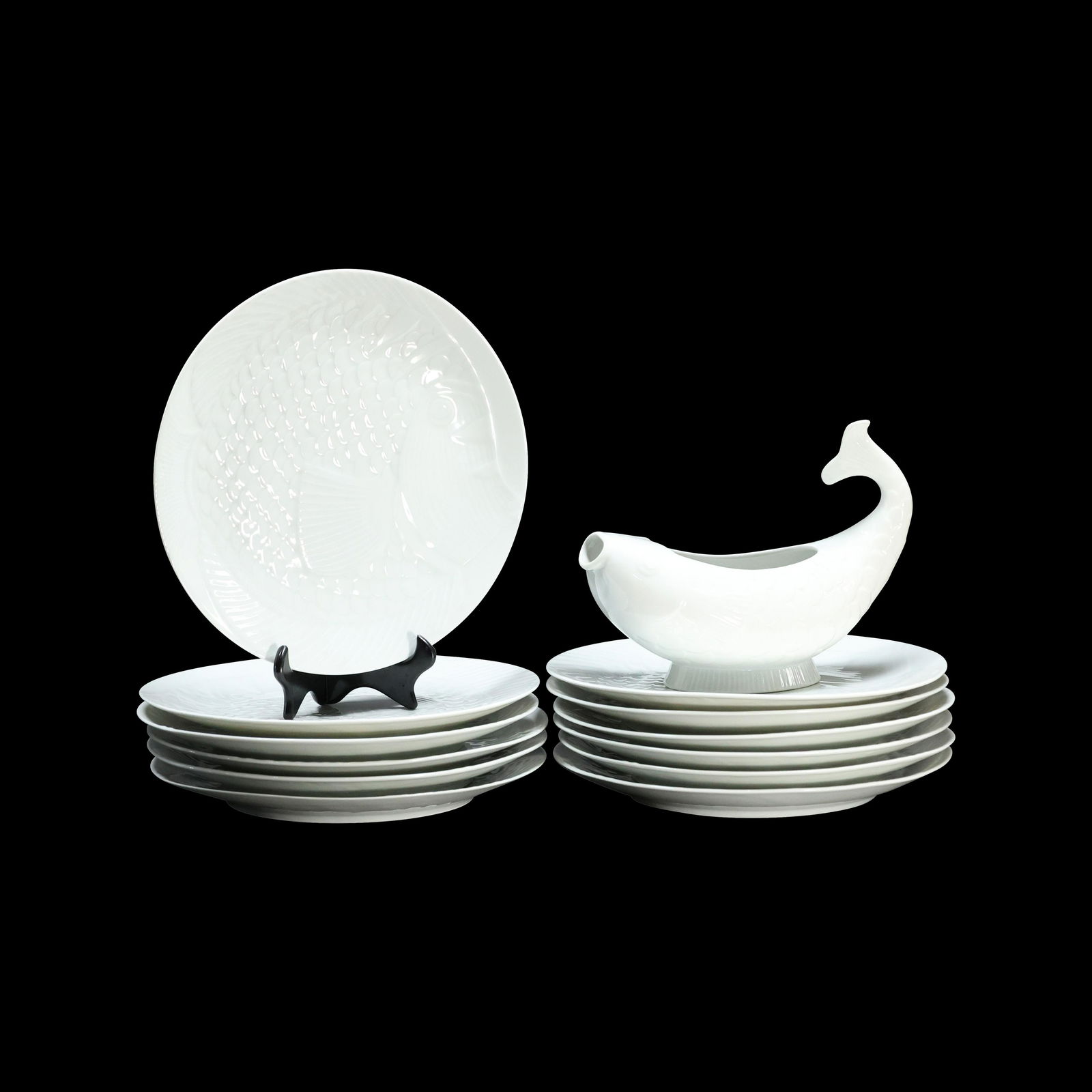 Dansk White Porcelain 12 Fish Plates And Sauce Boat