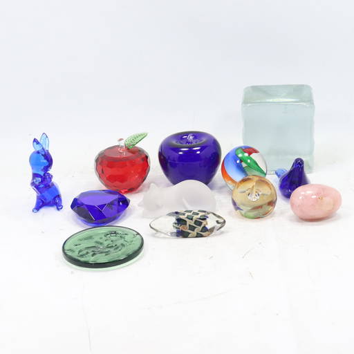 11 Assorted Estate Grouping Glass Figures & Paperweight