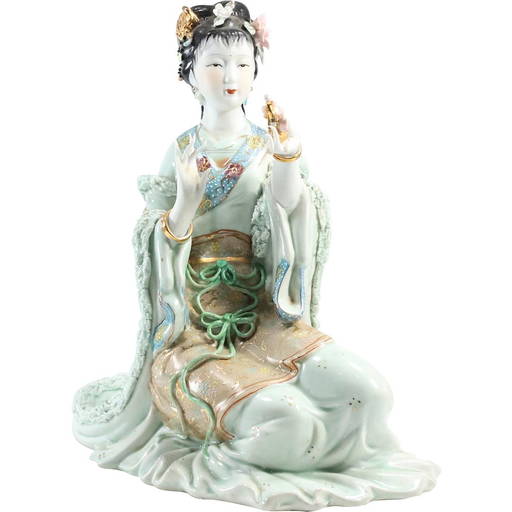 Large Fine Porcelain Japanese Geisha Woman Kneeling with an Offering ...