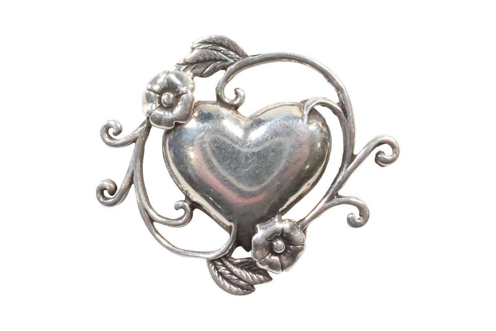 .925 Sterling Silver Heart Pin 1 1/2 In. X 1 1/4 In. Auction