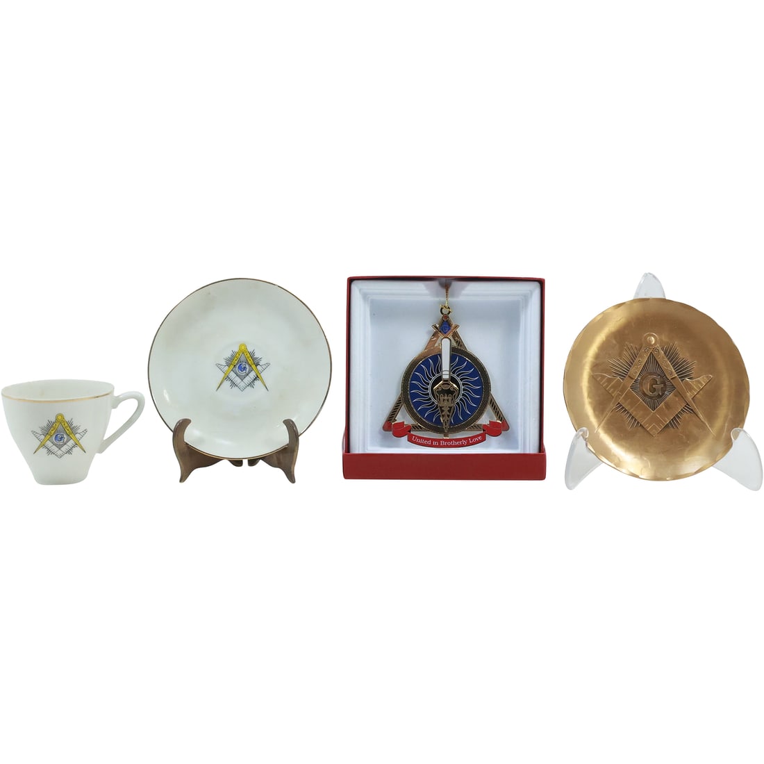 [4] Assorted Collectible Masonic Items Auction