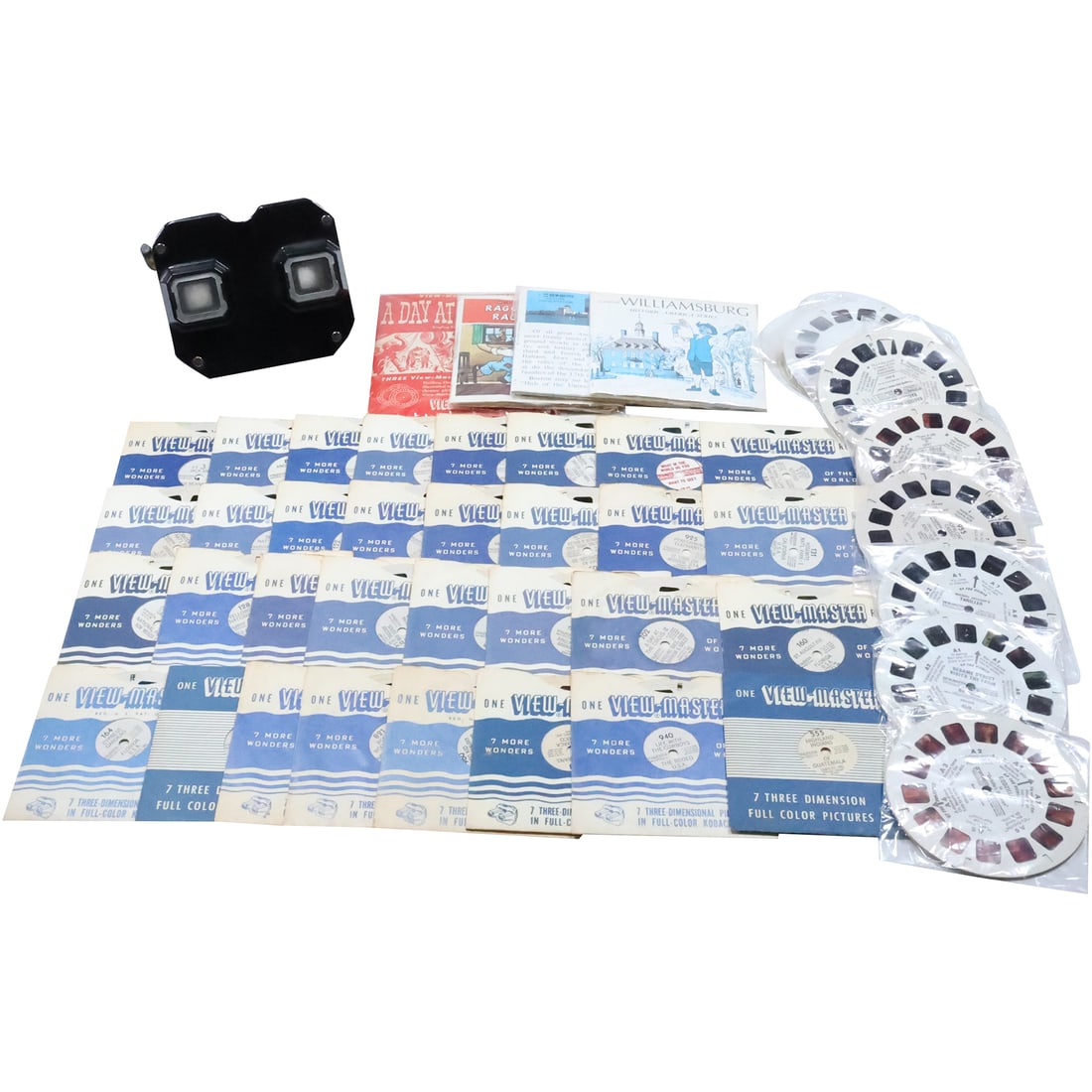 Vintage Viewmaster With Box Of Assorted Slide Discs Auction