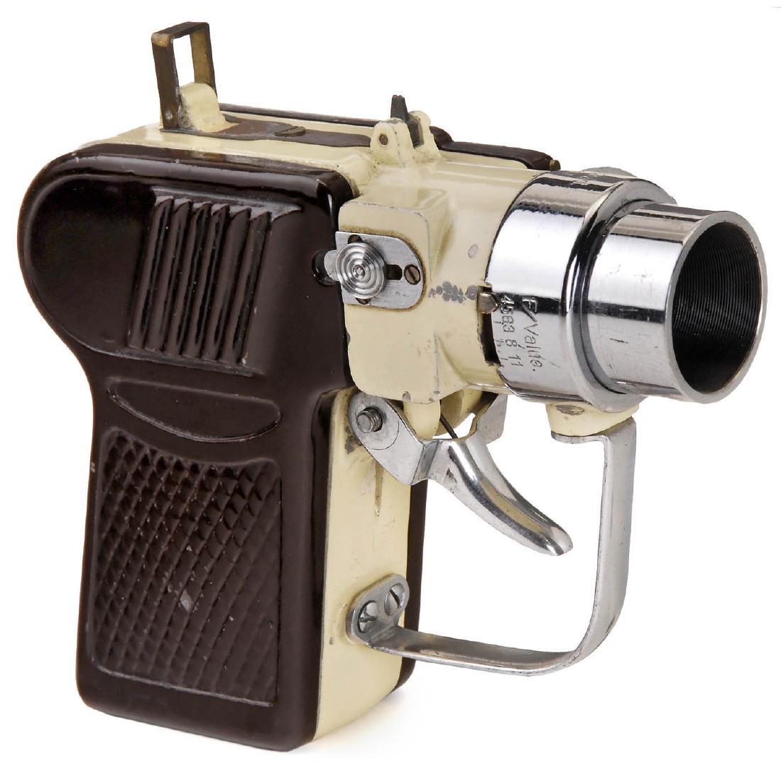 Pistol-Shaped Camera "Gemmy" (Okada Kogaku), c. 1950