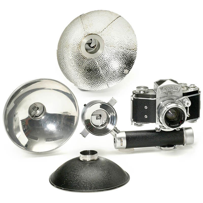 Exakta Varex And 3 Ihagee Flash Units