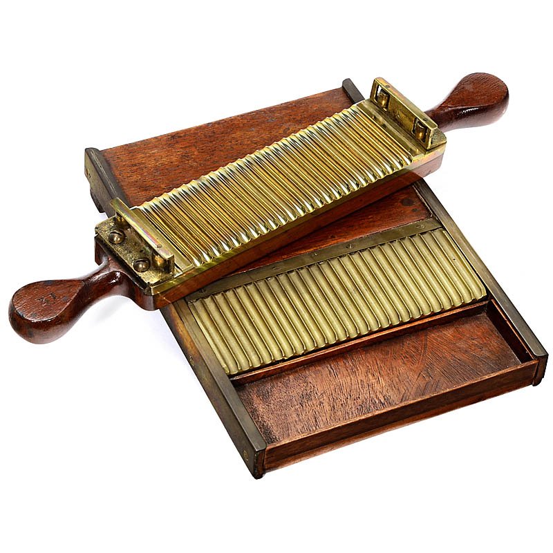 Pill-Roller, 19th Century - May 24, 2014 | Auction Team Breker in Germany