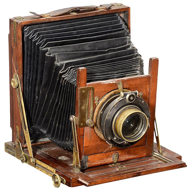 5 Field Cameras, 1880–1910 - Sep 20, 2014 | Auction Team Breker in Germany