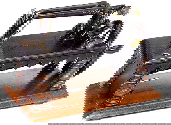 182: Rare Sewing Machine "Grover & Baker", c. 1875 - Nov 26, 2005 ...