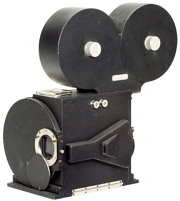 670: Cinerama Precision movie camera for 70-mm film, 19