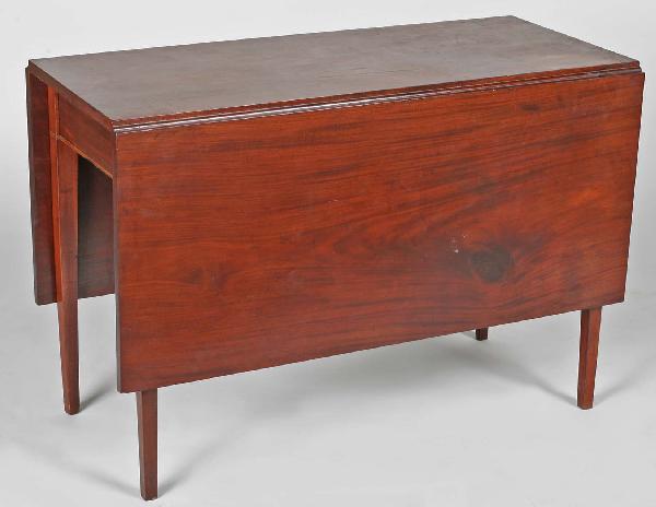 364: MD Hepplewhite Mahogany Drop Leaf Dining Table