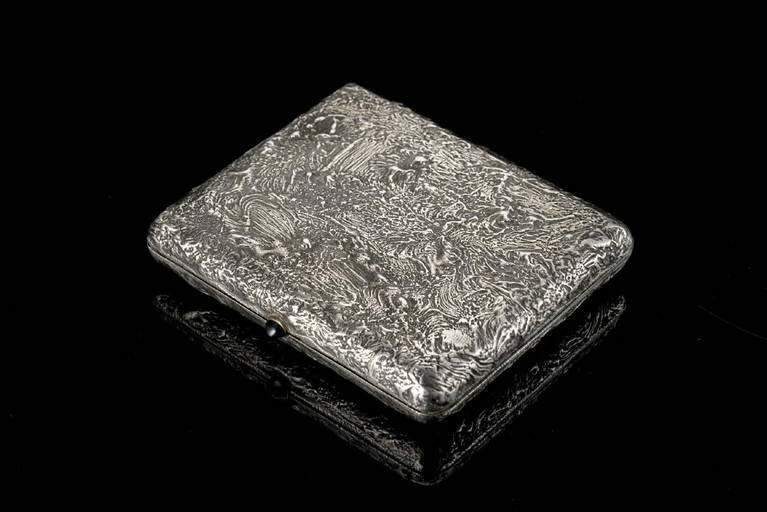 Portasigarette In Argento Di Forma Rettangolare Con