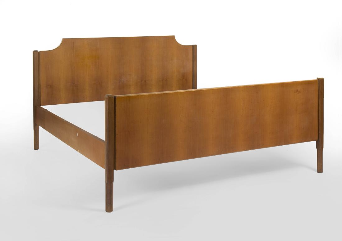 Pietro Bossi Arredamenti Razionali Double bed in solid