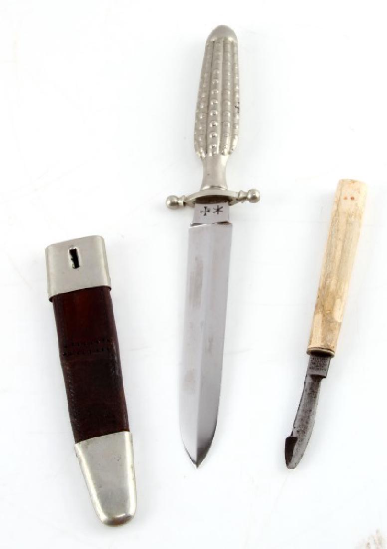 2 ANTIQUE J RODGERS & SONS SHEFFIELD KNIVES